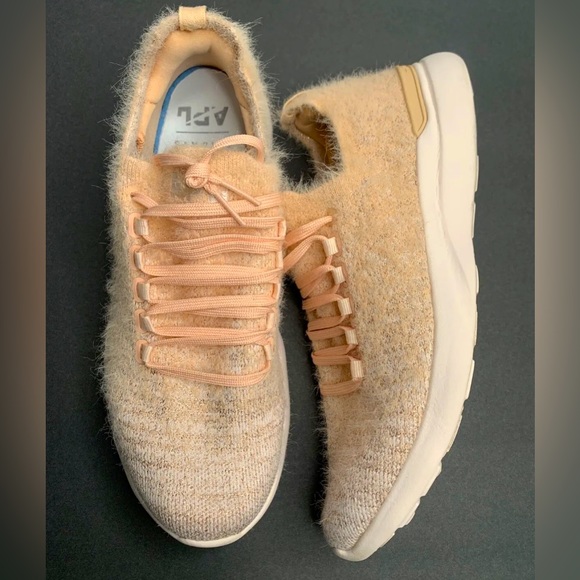 APL | Shoes | Apl X Summer Fridays Womans Techloom Breeze Lace Up ...